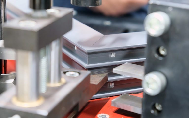 Aluminium Corner Crimping Machine - Intel Makina | Pvc & Aluminum ...